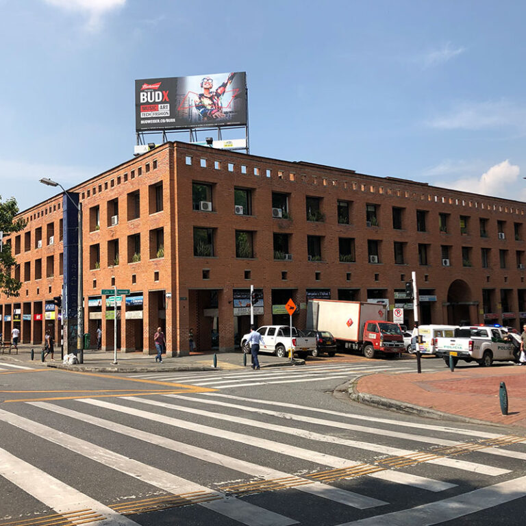 CC. Multicentro Aliadas – Construacabados